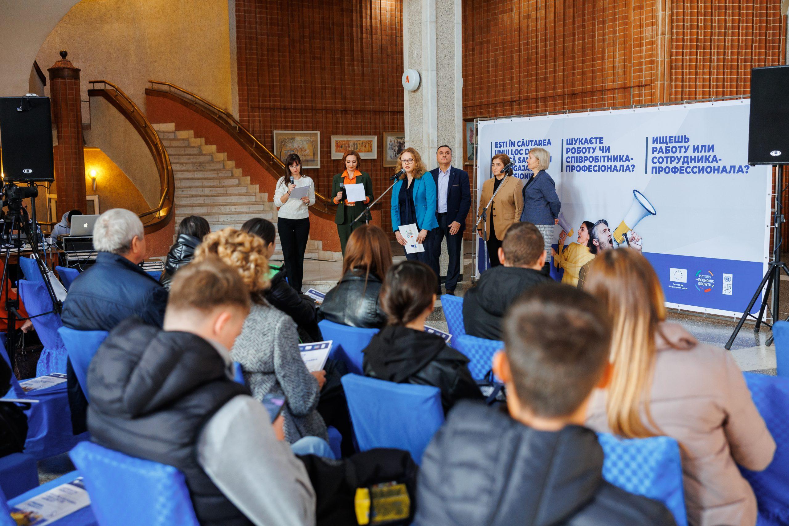 Peste trei mii de posturi vacante propuse în cadrul unor târguri ale ...