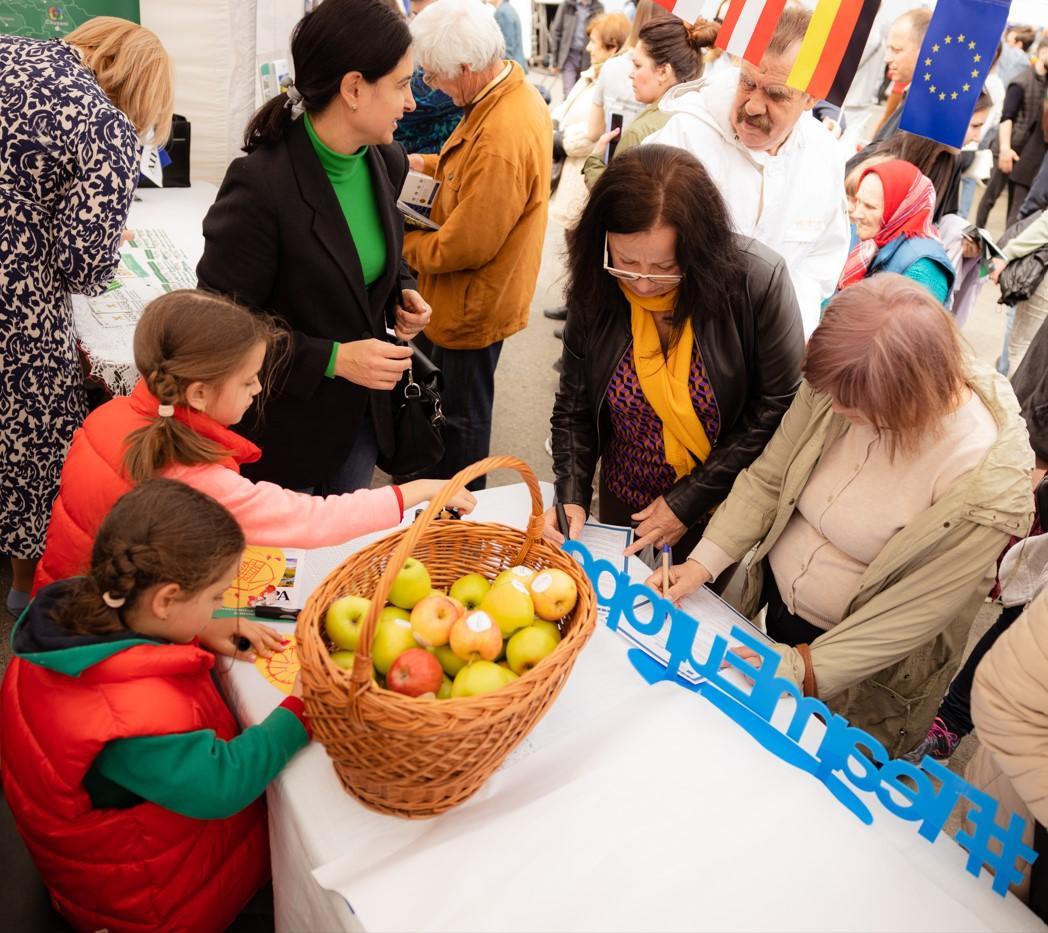Junior Vox cu EU4Moldova: Comunități Locale - ce ar face copiii dacă ar ...